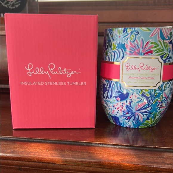 Lilly Pulitzer | Dining | Lilly Pulitzer Floral Tumbler In Lion Around ...